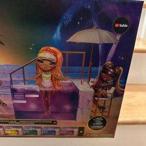 Rainbow High | Toys | Nwt Rainbow High Color Change Pool Beach Playset ...